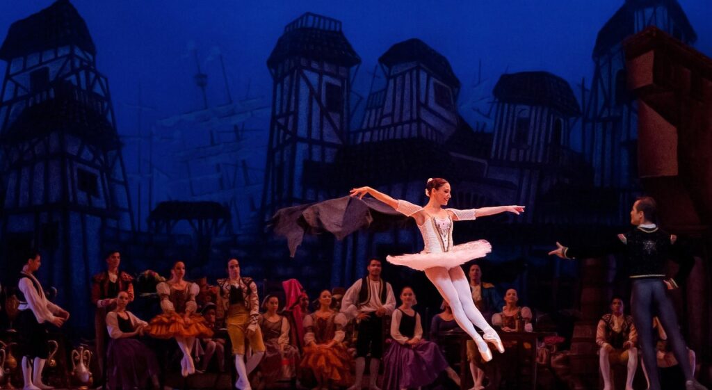Achieving precision and speed in petit allegro - The Ballet Doctor
